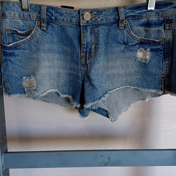 Rip Curl | Shorts | Nwt Rip Curl Distressed Cut Off Denim Shorts | Poshmark